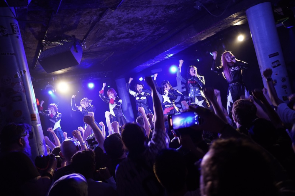 WACK所属・8人組ガールズグループASP、初の海外ツアー開催決定！ “ASP in the U.K Tour”が2025年9月、ついに始動 ...