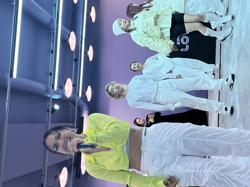 RIEHATA初となるスタジオオープン！ダンススタジオ映像に「MOVE」起用♬「MOVE」配信リリース！ - ニュース | アイドル・ガールズポップ＆ロック専門情報サイト「ガルポ！」